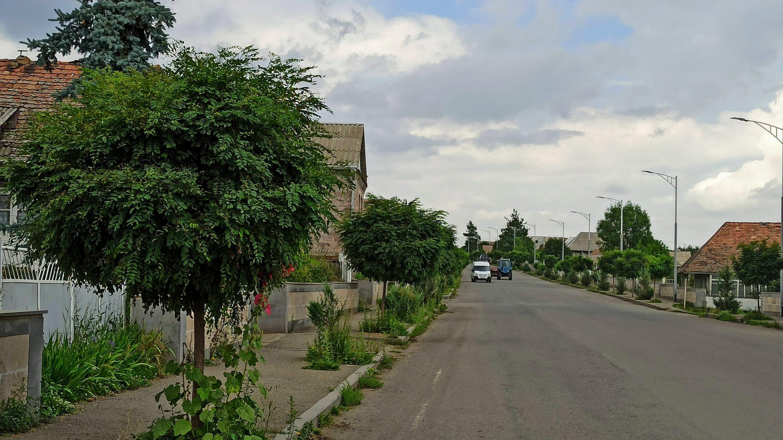 Scenes from the city of Tashir - Desuden – Short Trip Stories by V ...